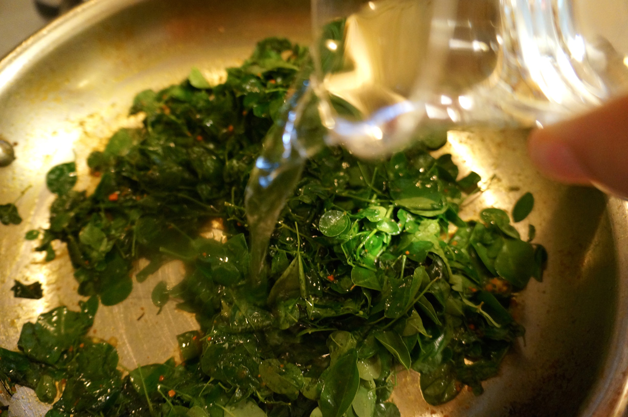 Recipe for daily detox with Moringa leaves • Shaka Vansiya Ayurveda